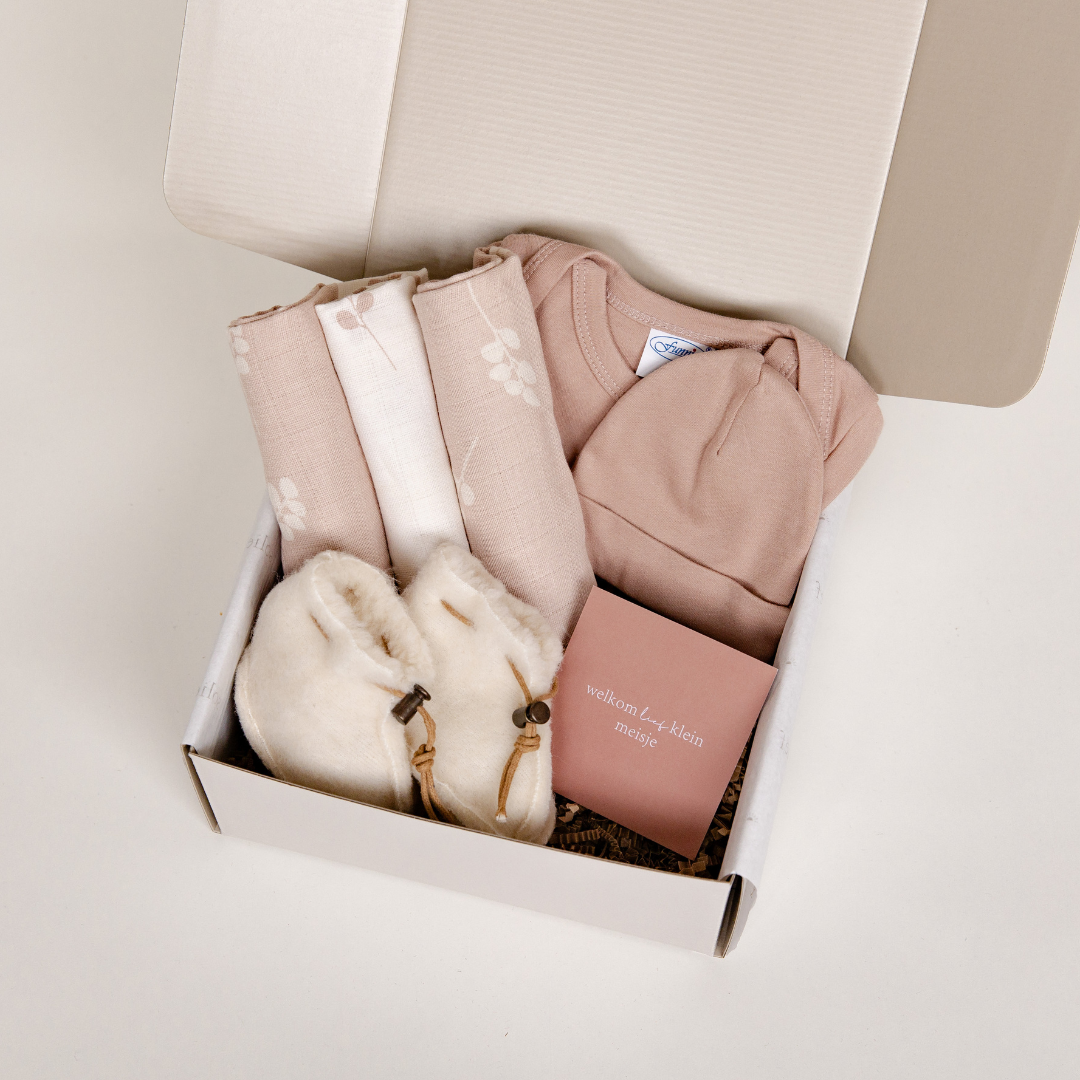 Kraamcadeaubox Wild Rose – Lief & Luxe Cadeau voor Meisje | Solief